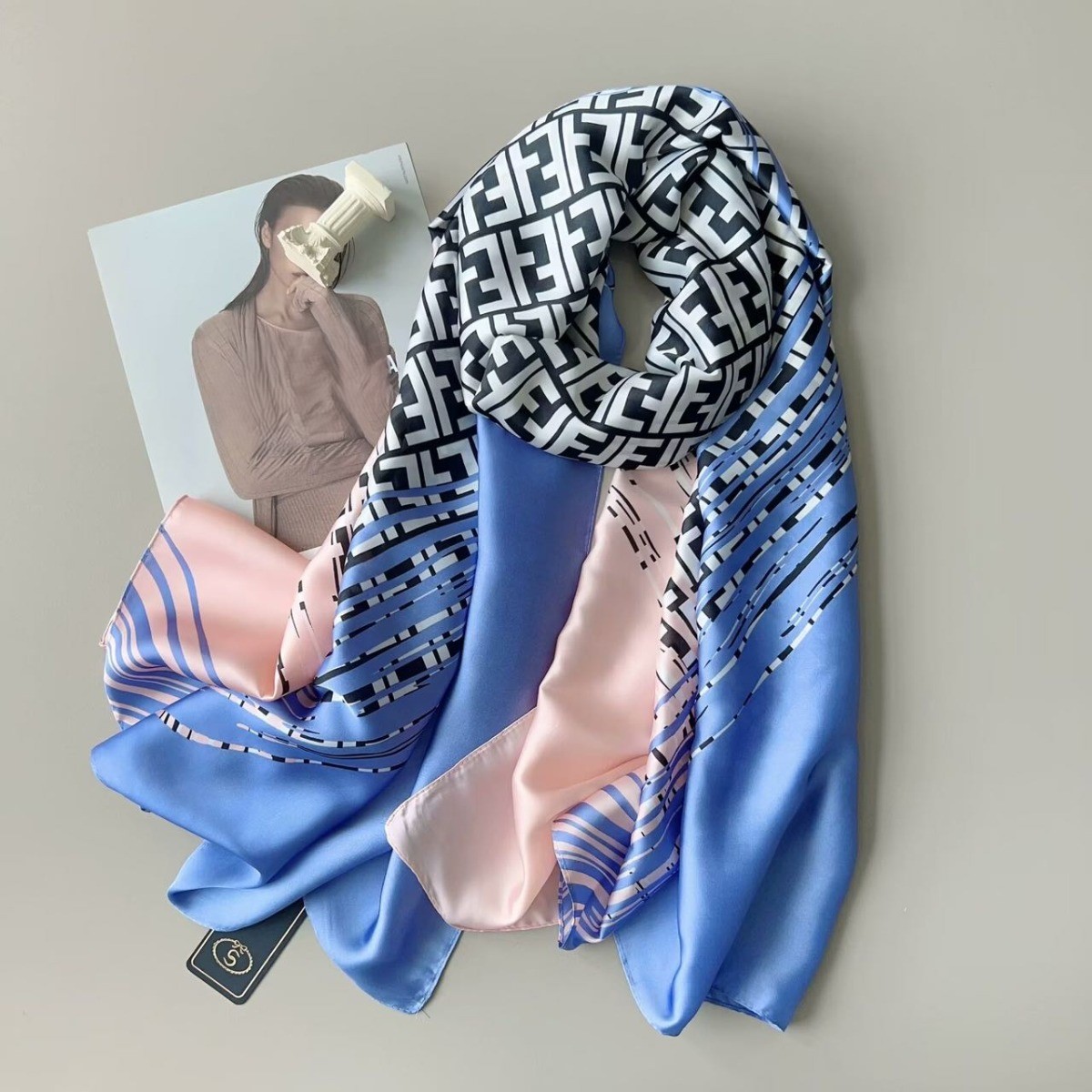 Home page [peachaccessories.com]