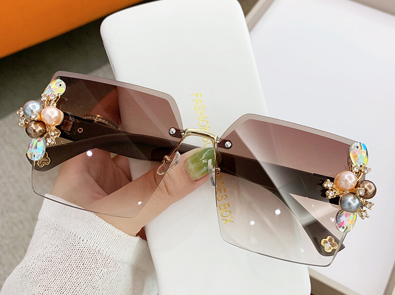 Home page [peachaccessories.com]